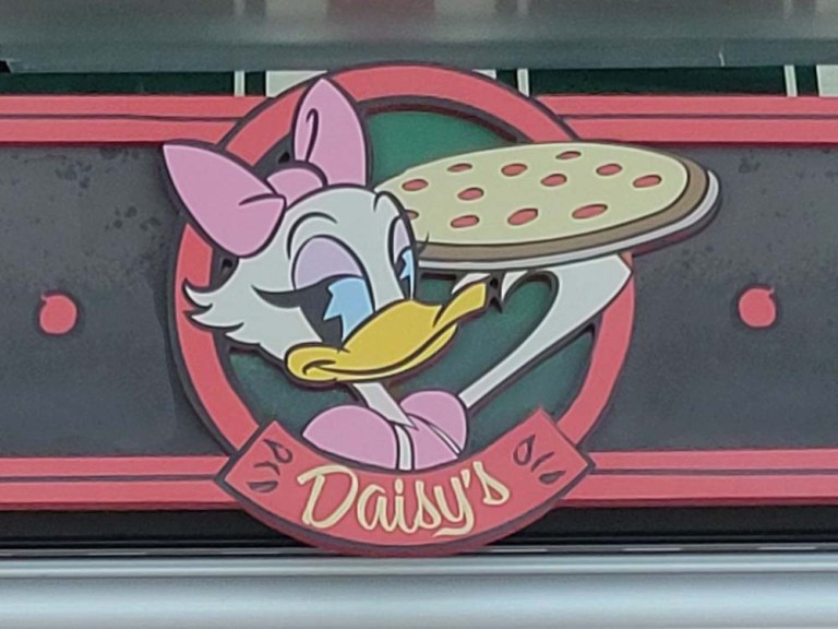 This is Why We Haven’t Mentioned Daisy’s Pizza Pies – Disney Rover