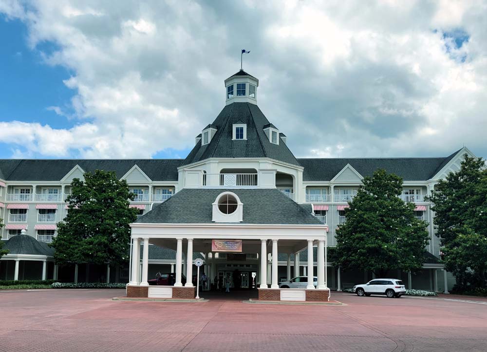 The Best and Worst at Ale & Compass Restaurant. – Disney Rover